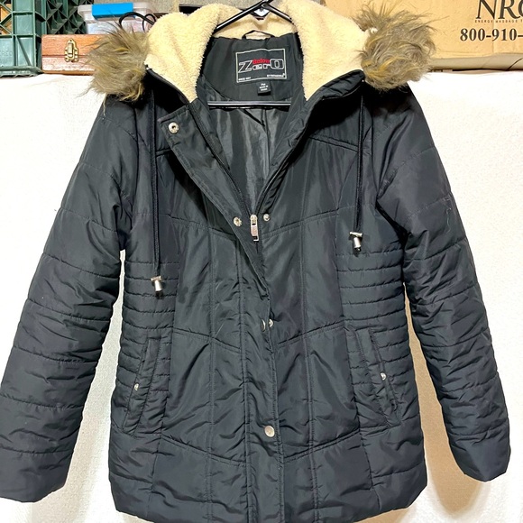 Below Zero by Rothchilds | Jackets & Coats | Below Zero Rothchild Parka ...